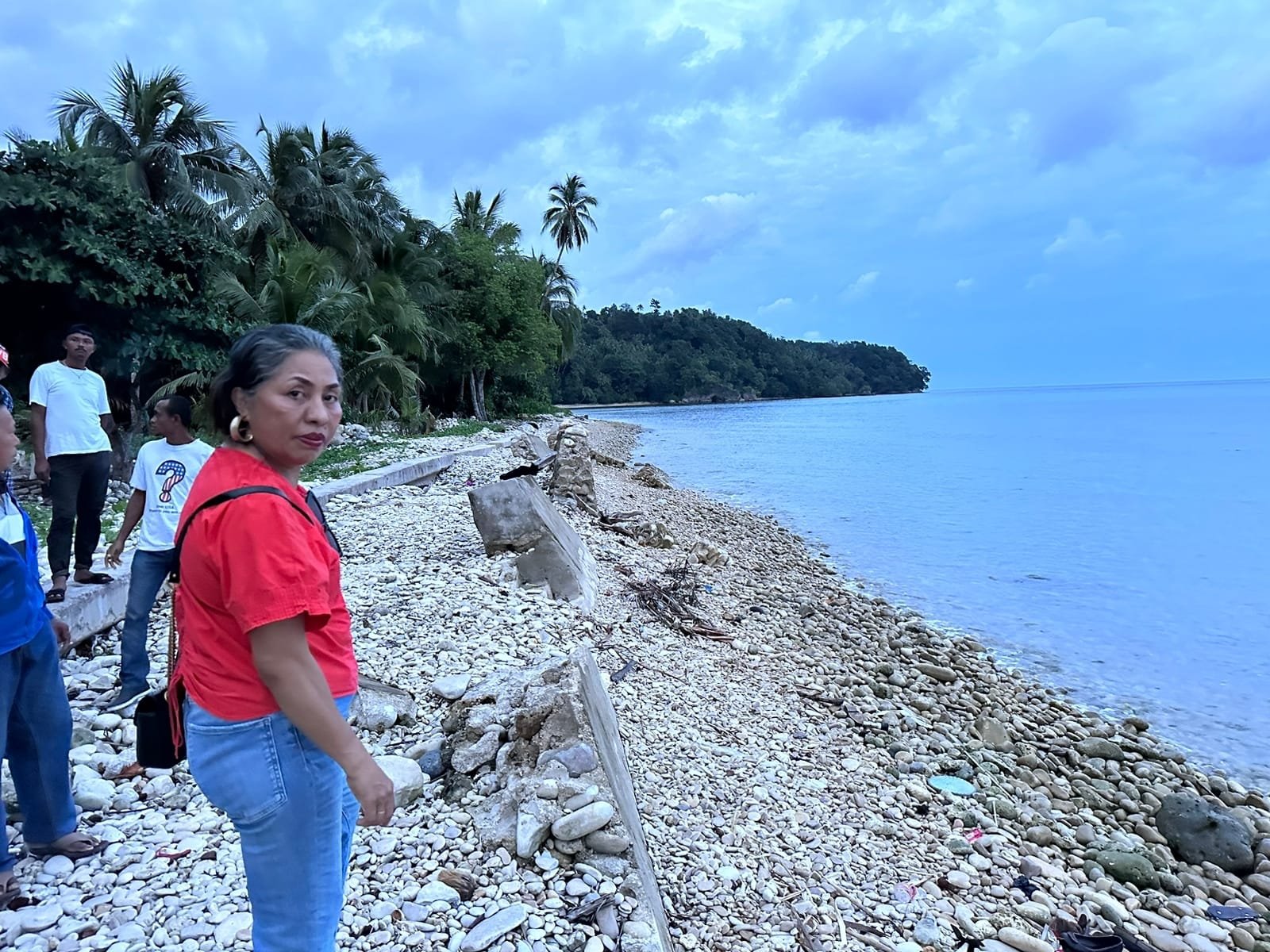 Saodah Tethool Desak Balai Jalan Selesaikan Jalan Uar Dofako di Maluku Tenggara - LaskarMaluku.com