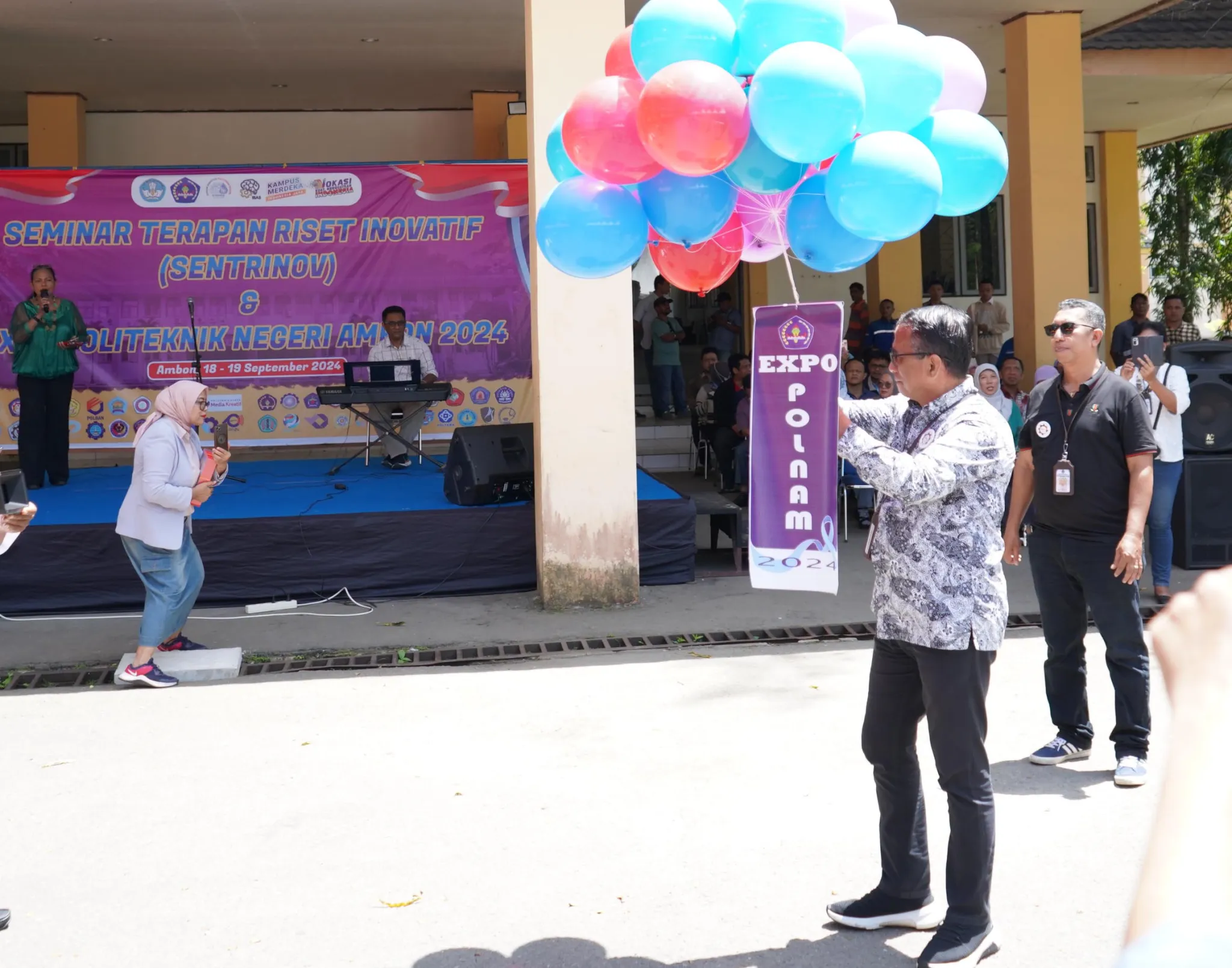 Kembangkan UMKM, Politeknik Negeri Ambon Gelar Expo dan Sentrinov 2024 ...